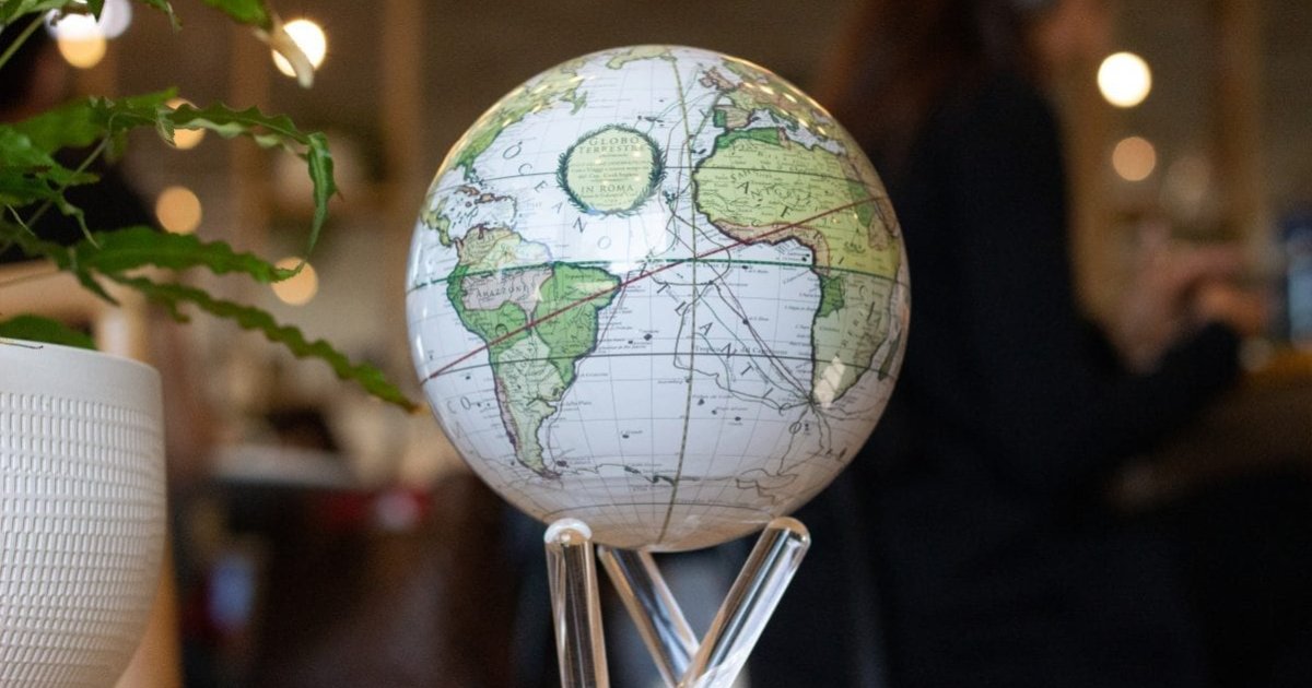 Bordering 'H' Countries on a Map Quiz