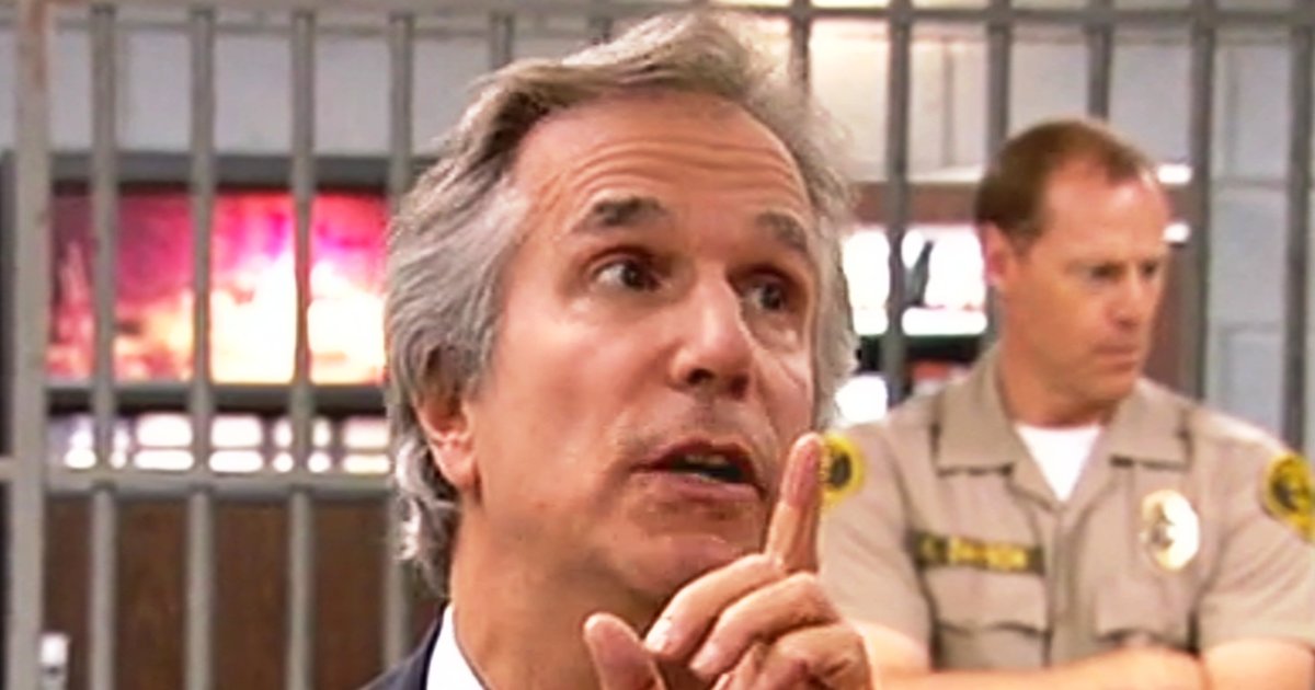 Arrested Development Screenshots: S01E08 Quiz - By Quiztopia