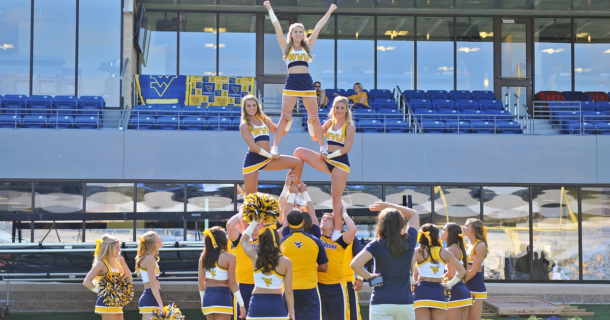 Trivia Pyramid: Sports Quiz