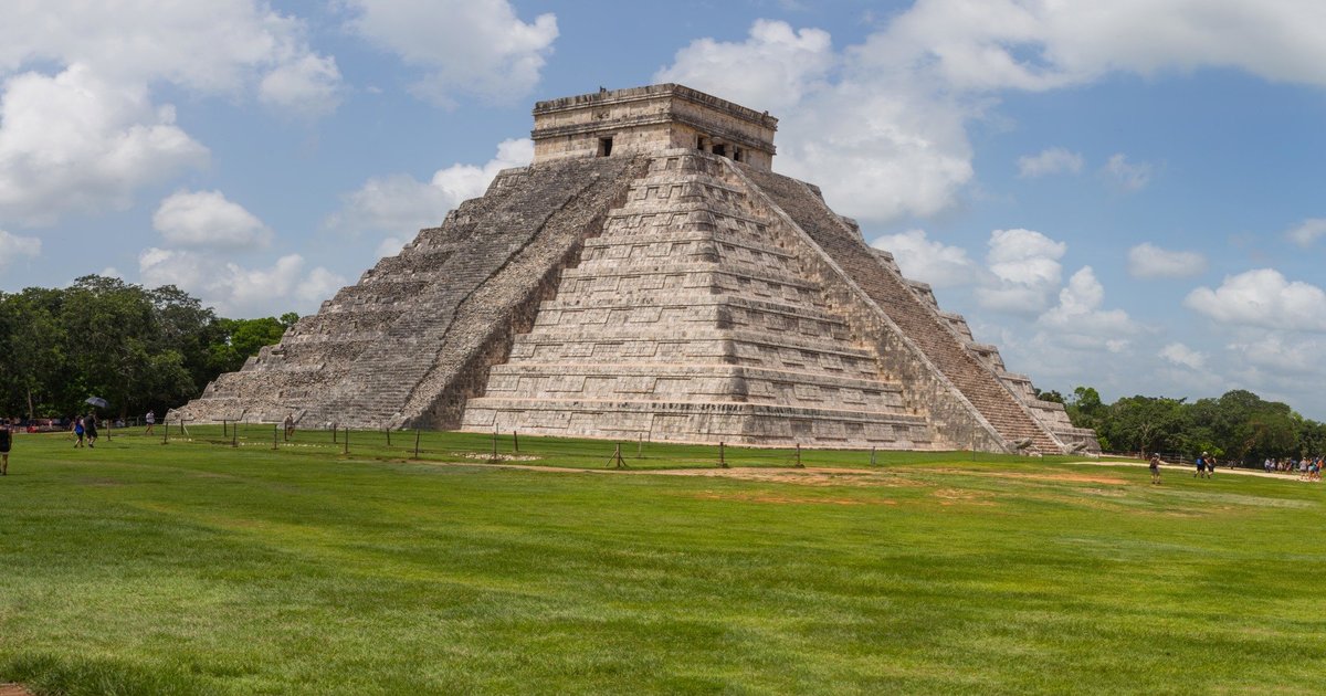 Letter Pyramid - North American Countries Quiz