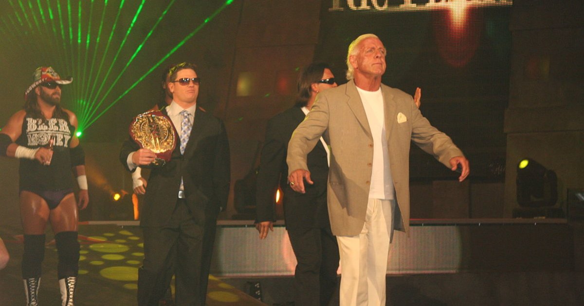 Click the members of the Fortune (TNA) Quiz - By MD_Law