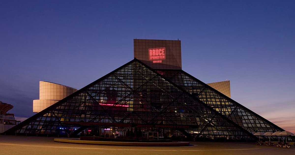 Pyra-Grid: Music Quiz