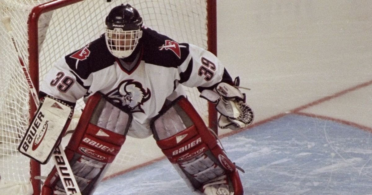 N.H.L. GOALIES MONTHLY LEADERS IN SAVE % IN THE 1990's Quiz - By ...