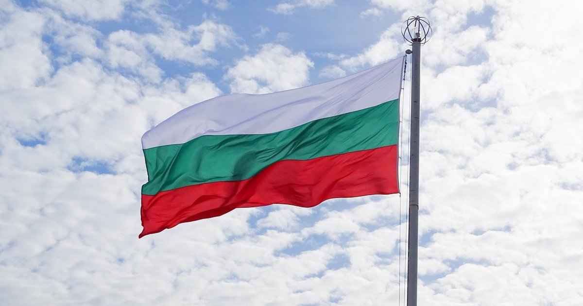 Red, White, and Green Flags Blitz Quiz