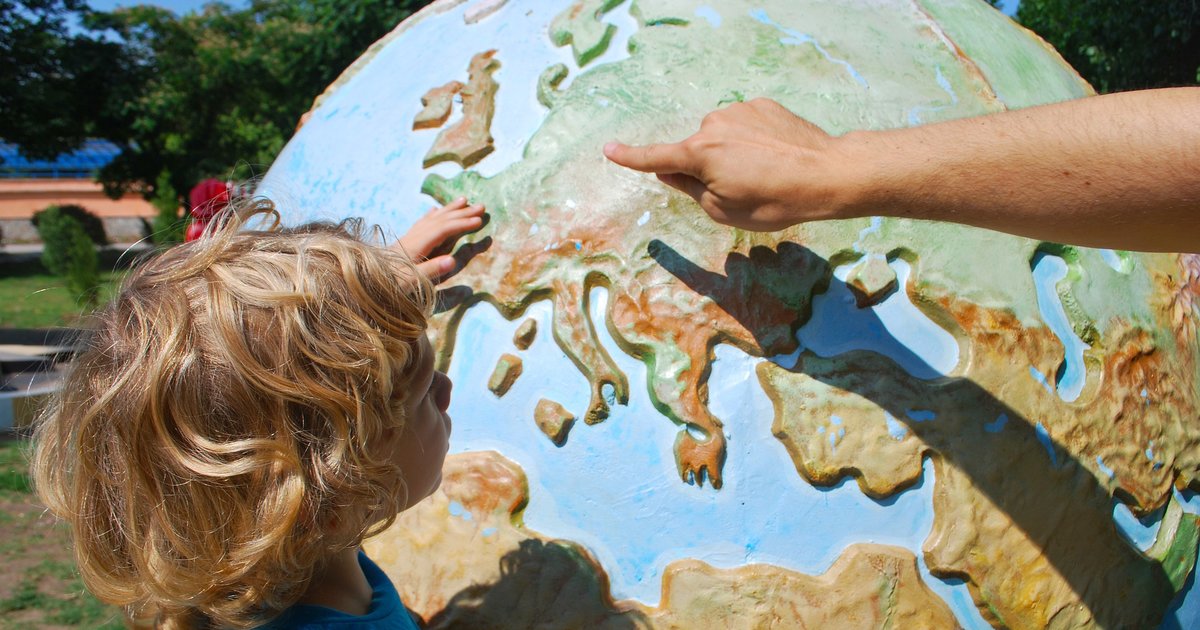 Two with a Clue: Geography Quiz