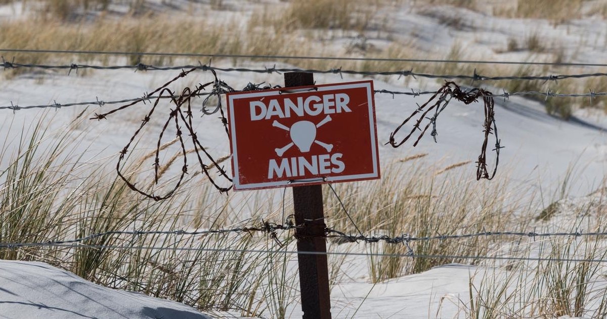 Minefield Map: Tropical Countries Map Quiz - By timschurz