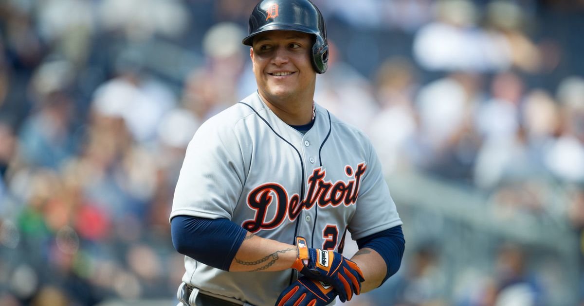 MLB leaders in hr , rbi and batting avg. Quiz - By statistyves