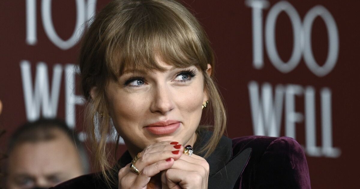 Taylor Swift Guess the Lyrics: Guess all the lyrics 6 Quiz - By emjayde14