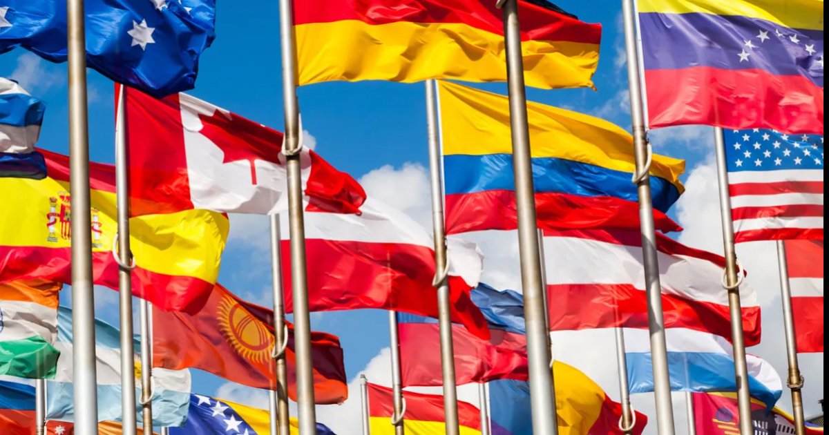 Three’s a Crowd: Flags Quiz - By BadgerDemon