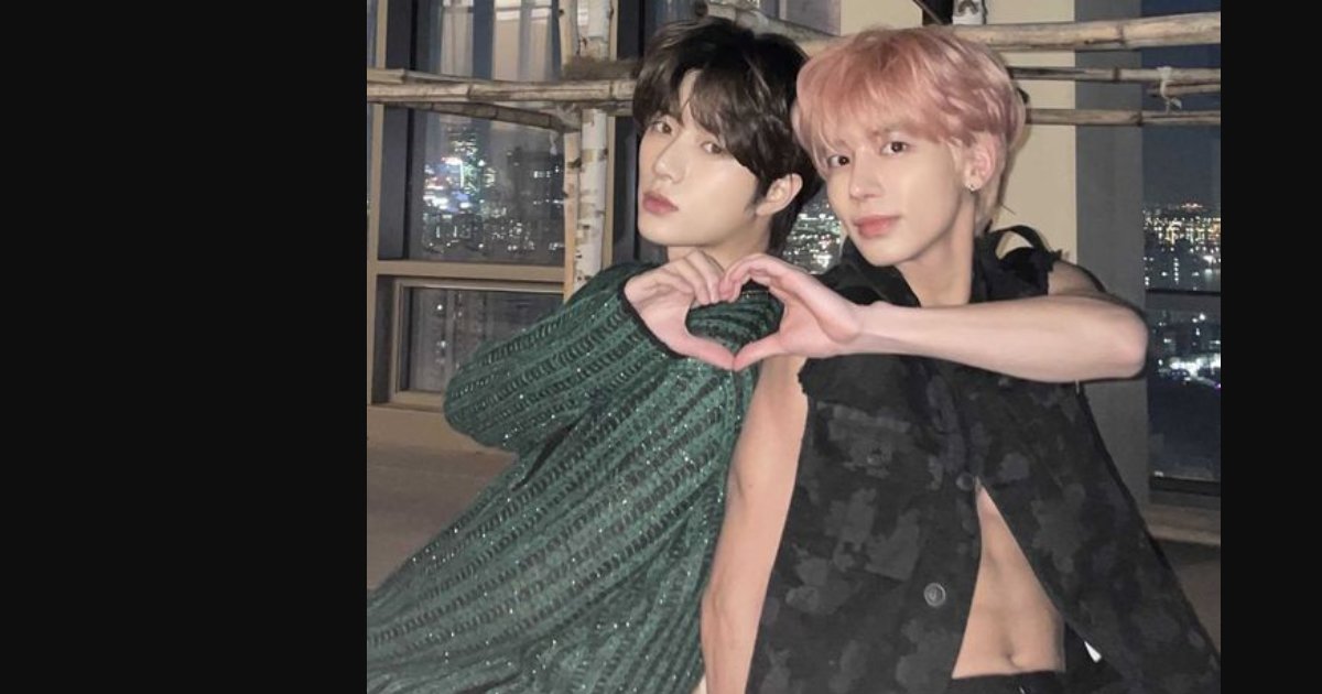 txt - 2 word song titles match up ⭑ Quiz - By saraJIN