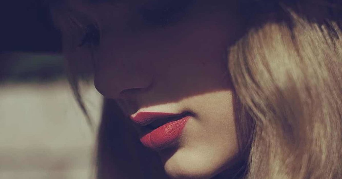 Red (Stolen Version) - Taylor Swift Tracklist Quiz - By pratersternu1