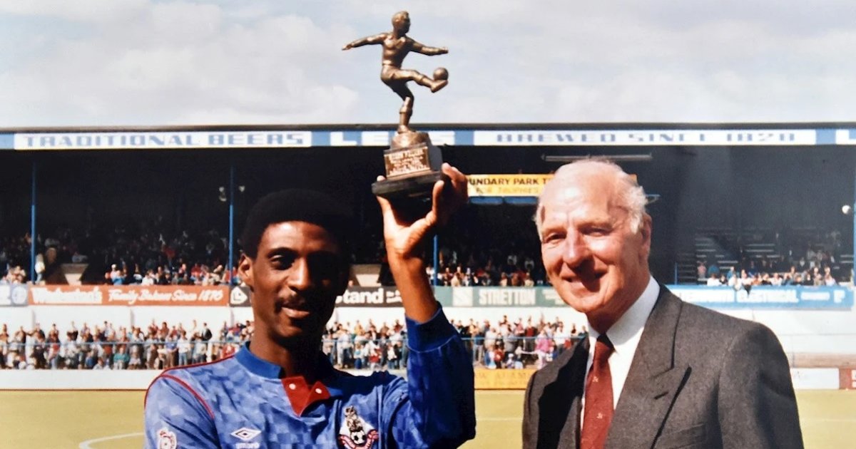 Oldham Athletic Players with A to Z Quiz - By sigurdthunestved