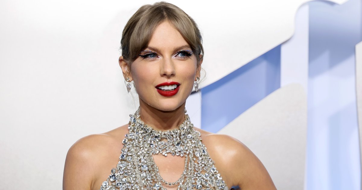 Clickable-Letter-Blanks: Taylor Swift Songs Quiz - By johncenafan612