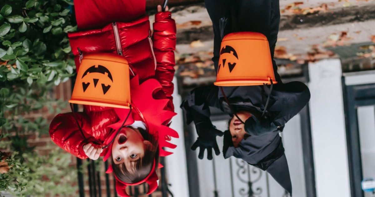 Upside Down Blitz: Halloween Costumes Quiz - By gamelord2007