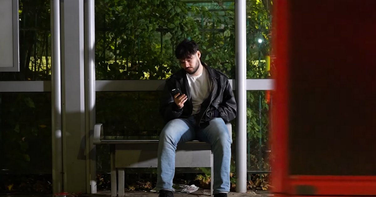 'White Noise' Clicky-oke (James Marriott) Quiz - By Kimergan