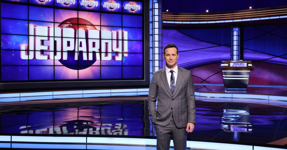 Word Ladder: Jeopardy! Hosts Quiz