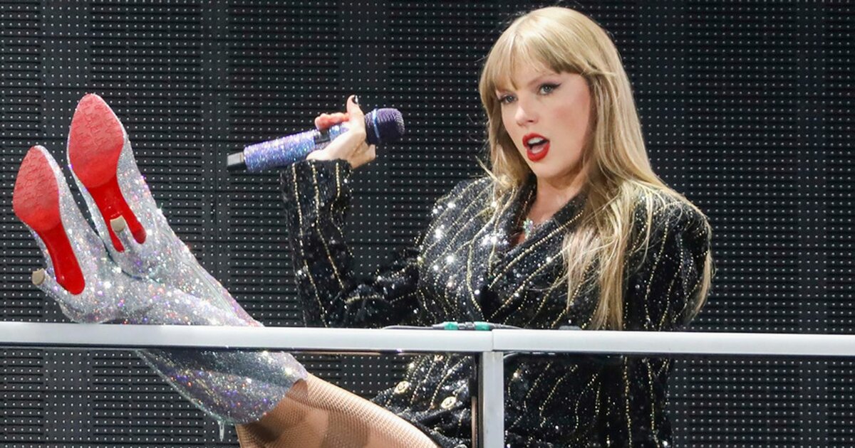 Taylor Swift Lyrics With The Phonetic Alphabet Quiz - By kittykittycat