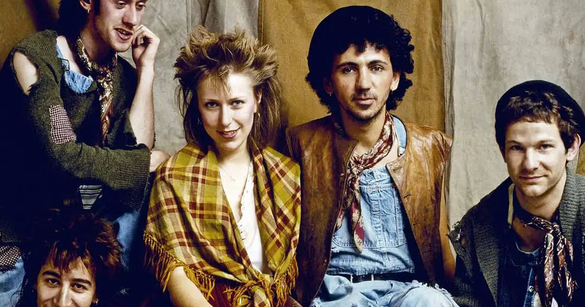 Ending and Beginning: Complete the Song Titles IX Quiz