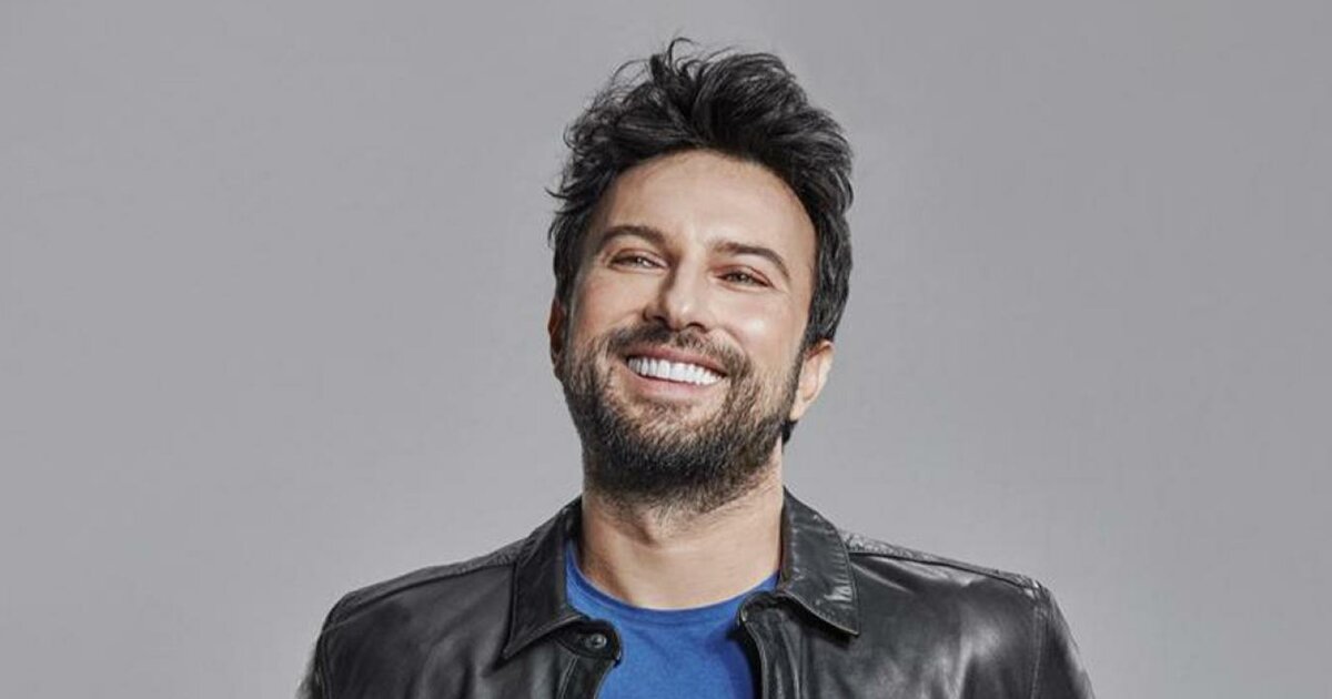 Mononymous Male Singers Spelled With Flags Quiz - By frizzle99