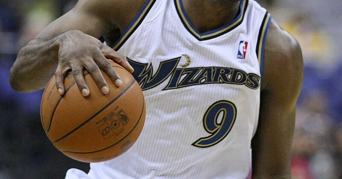 Starry Search: NBA Teams Quiz - By Crossroads
