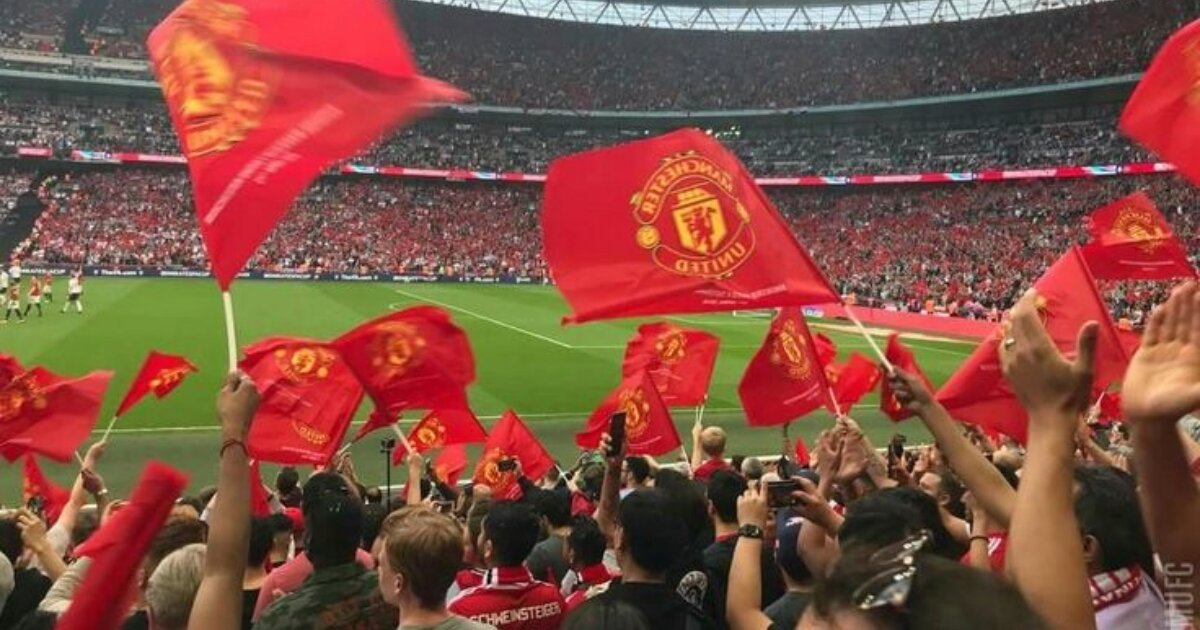 Guess the Man United player from clues (Medium/Hard) Quiz - By ayaera