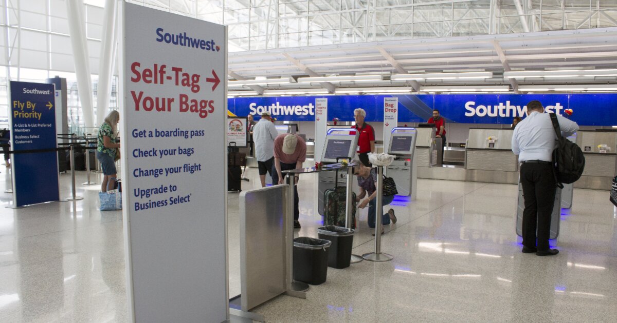 A Normal Day at the Airport, Sporcle Style Quiz - By ICanGuessItLol