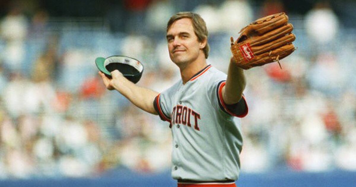 MLB pitchers with most strikeouts , career letter T Quiz - By statistyves