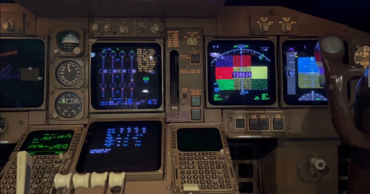 Order Up: Aircraft Altitude Callouts at Landing Quiz - By ICanGuessItLol