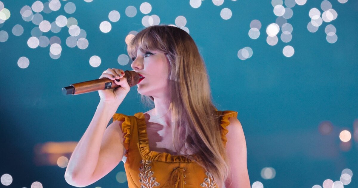 Figure Out The Lyrics - Taylor Swift (ii) Quiz - By emilyalh