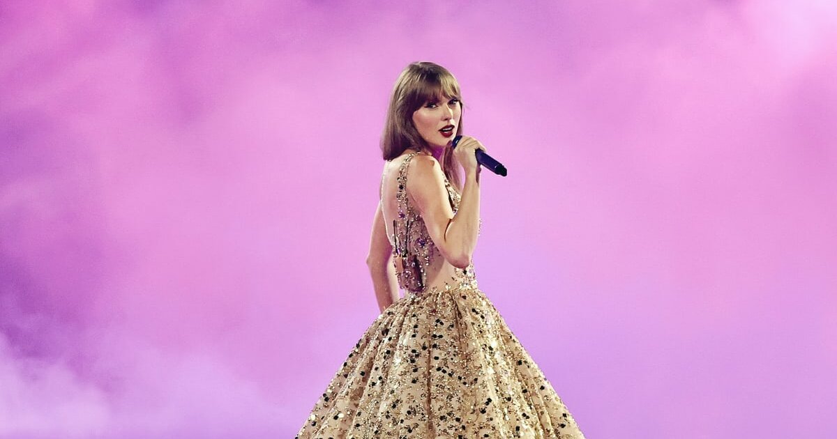 The Random Taylor Swift Lyric Playlist Quiz Playlist - By emeraldlady